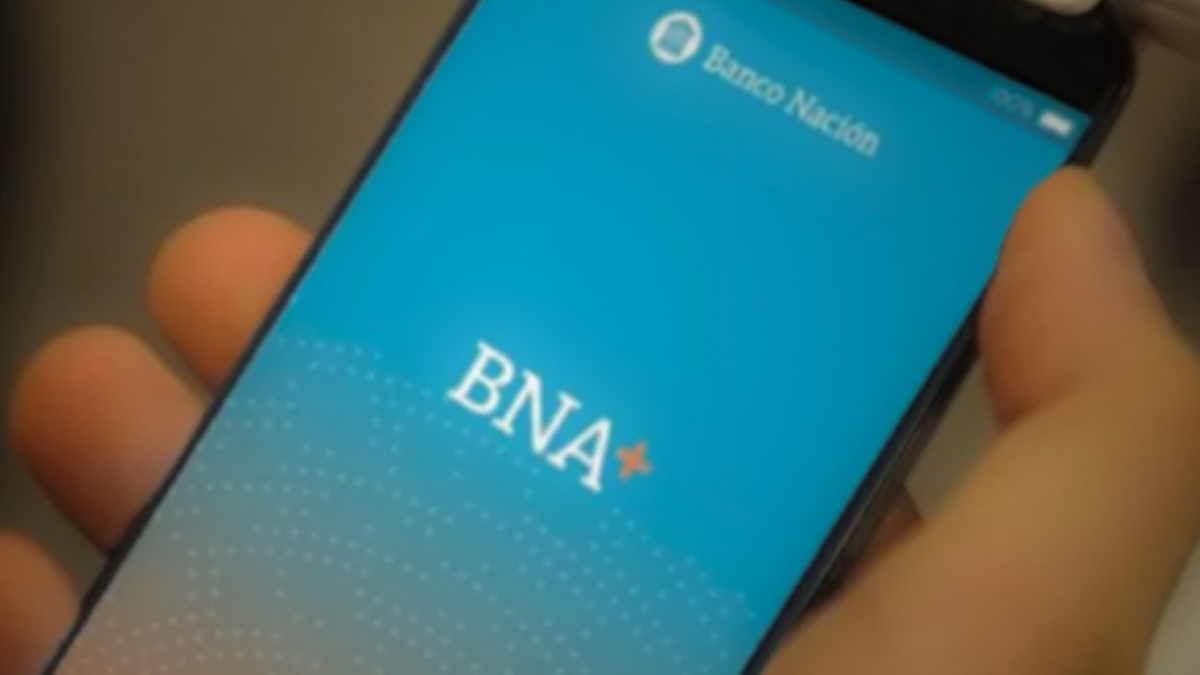 Banco Nación lanzó descuentos en ropa sin tope de reintegro y en cuotas: qué productos incluye