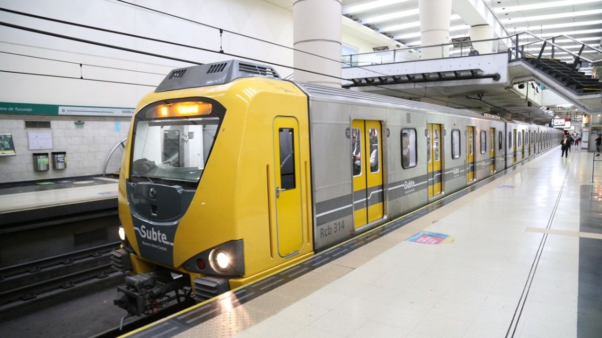 Subte: lunes de paro y molinetes liberados en la línea D