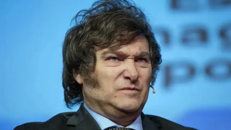 Javier Milei se sumó a las críticas a la boxeadora Imane Khelif: Si ...