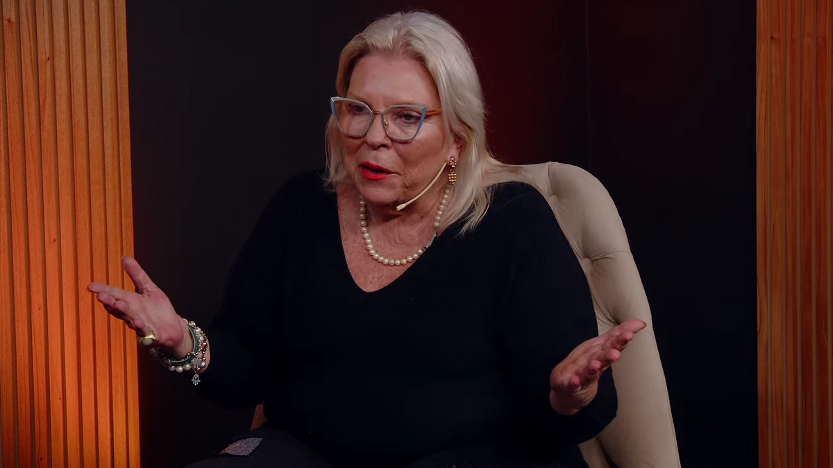 Elisa Carrió chicaneó sobre una posible candidatura: Por ahí salgo con ...