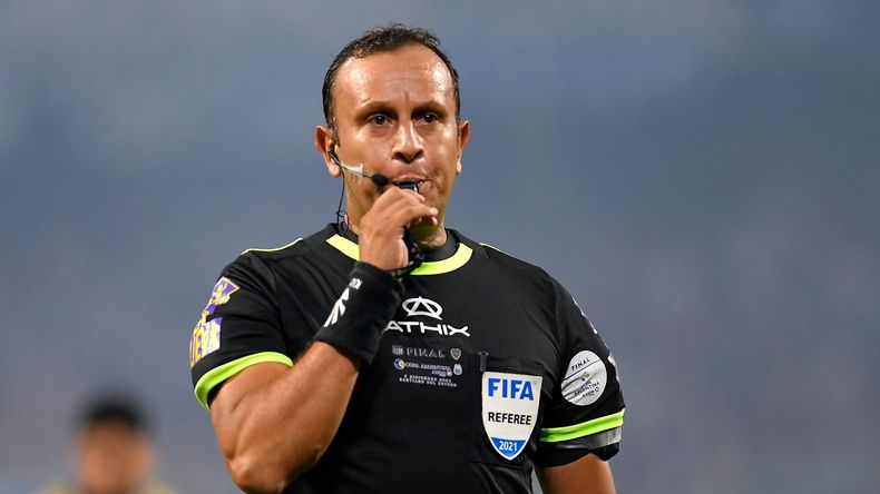 Se confirmó el debut argentino que faltaba: Darío Herrera dirigirá su ...