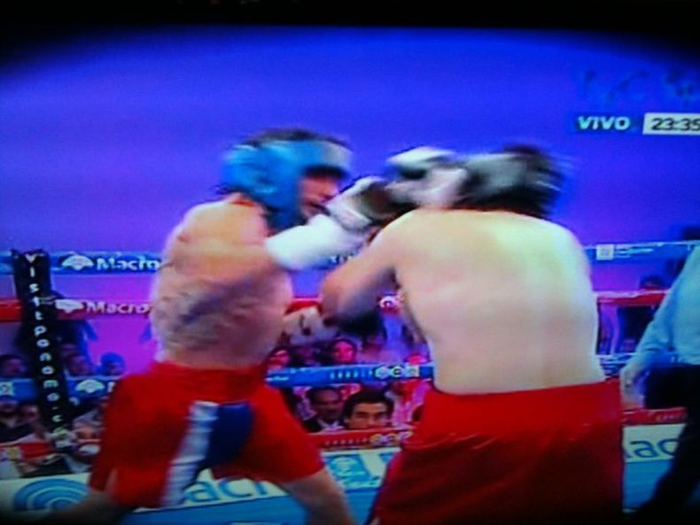 Gonzalo Valenzuela se dio el gusto, y boxeó durante tres round en Tucumán