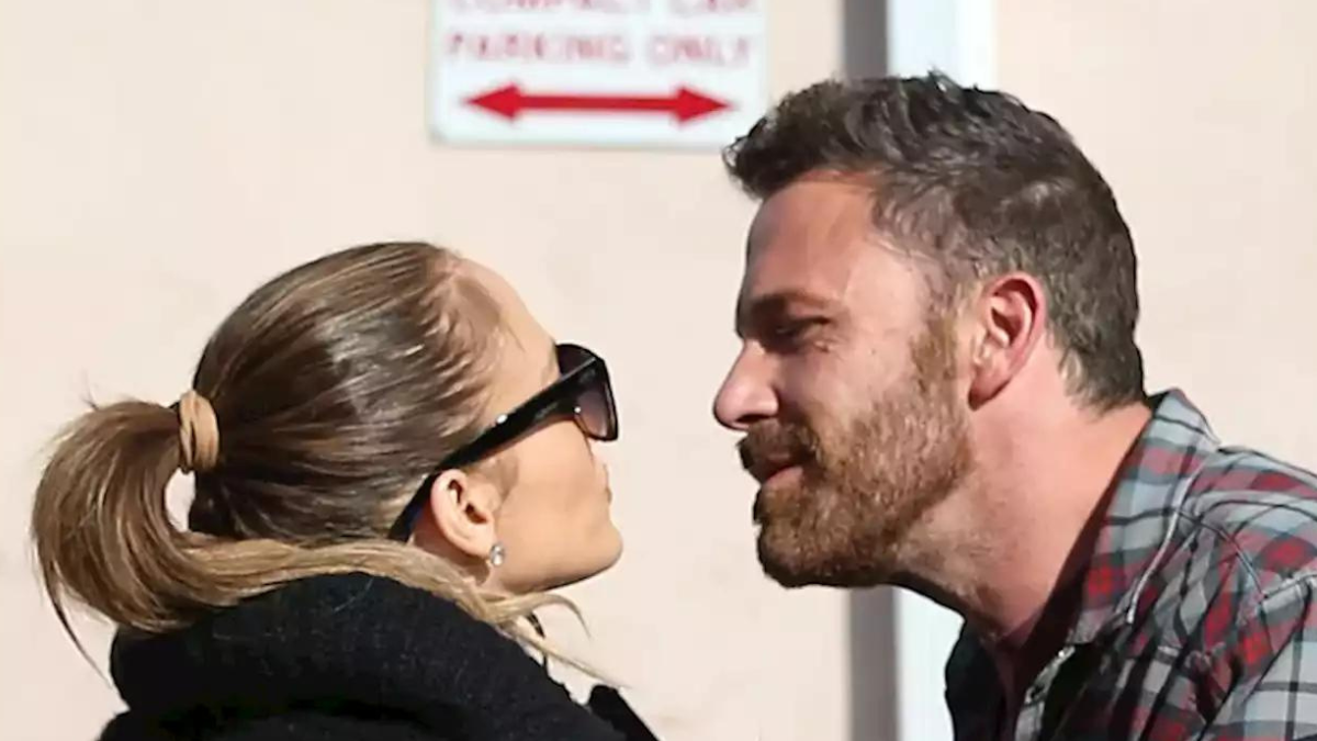 Jennifer López y Ben Affleck se separaron a tres semanas de haberse casado