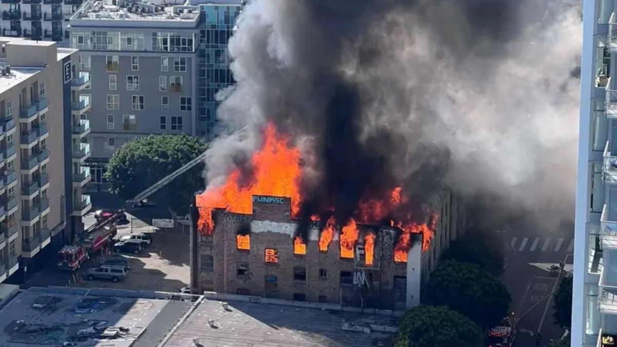 Un incendio destruyó el histórico Morrison Hotel, que fue tapa del ...