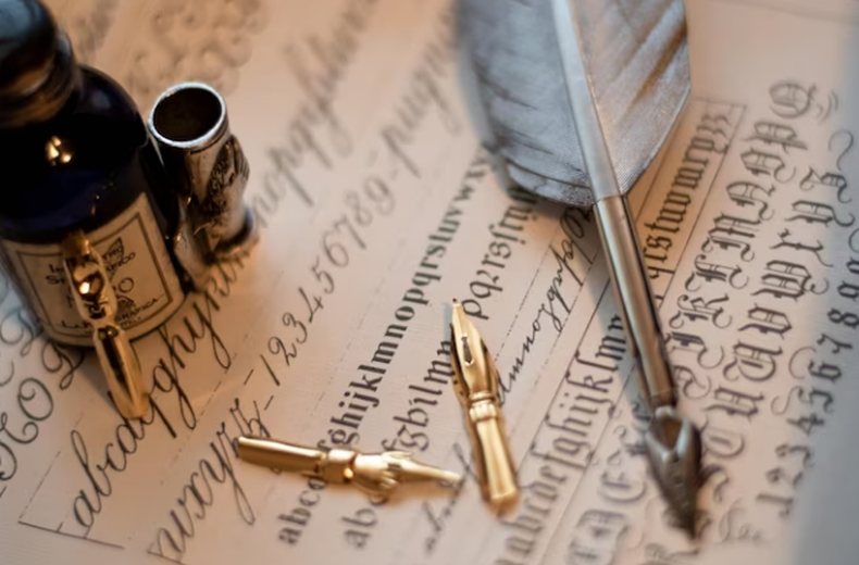 Grafología: así escribe la letra M una persona orgullosa y altanera