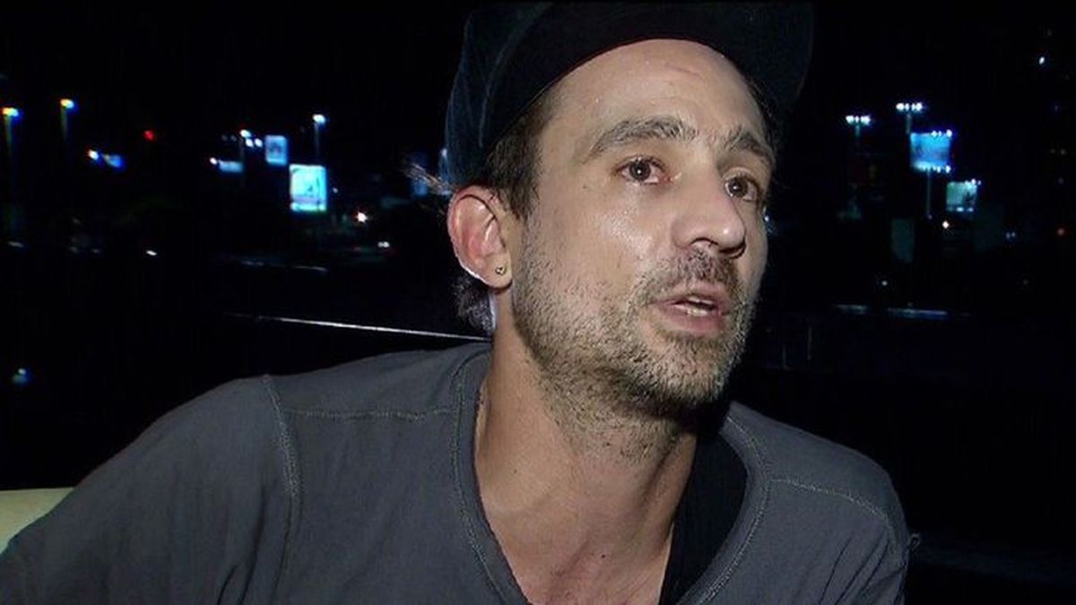 Las fotos de Chano la noche anterior a su internación por un brote ...