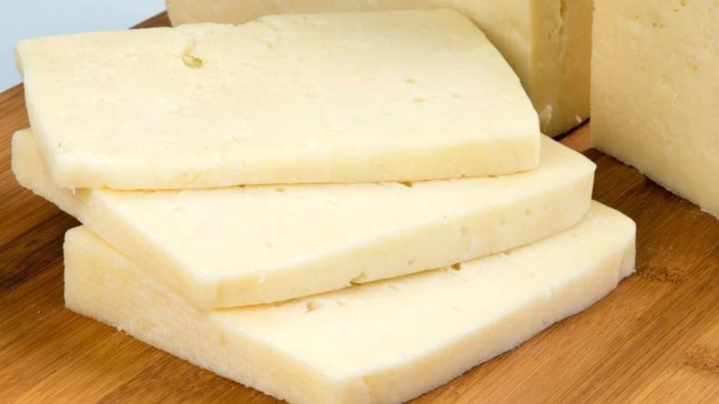 Qué le pasa a tu cuerpo si comés queso todos los días durante una semana