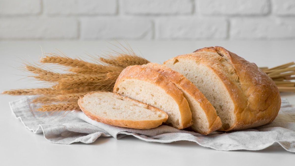 Novedoso: cómo ablandar el pan duro con papel de cocina para recuperarlo