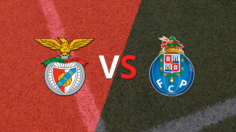 Porto vence a Benfica 2-1 en O Clássico