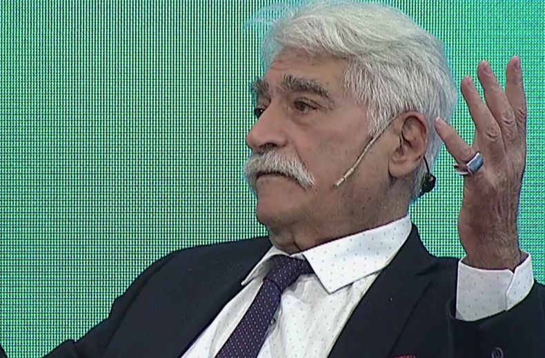 Jorge Asís: Macri arrugó y ahora está en tránsito de exterminador a ...