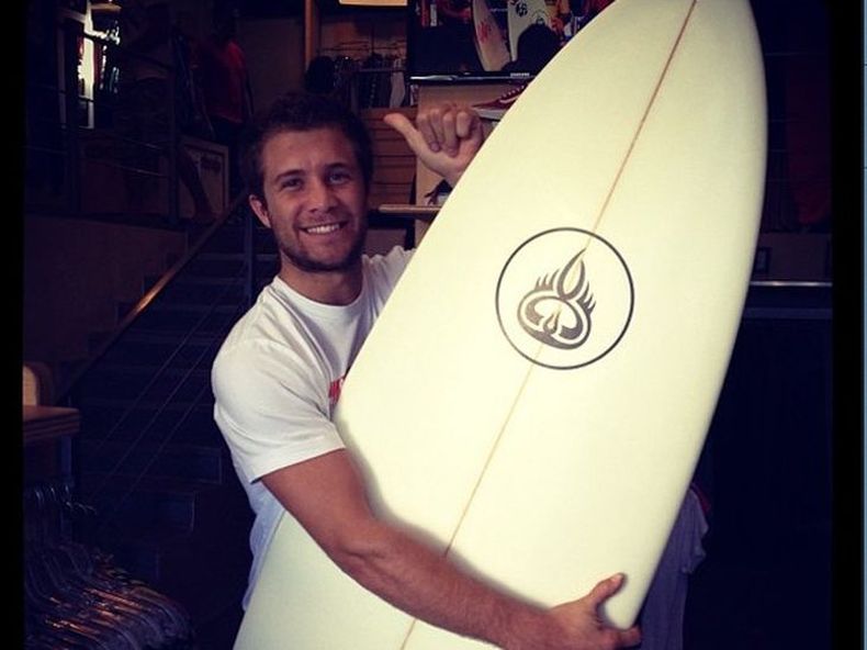 La otra pasión de Nicolás Tacho Riera: el surf