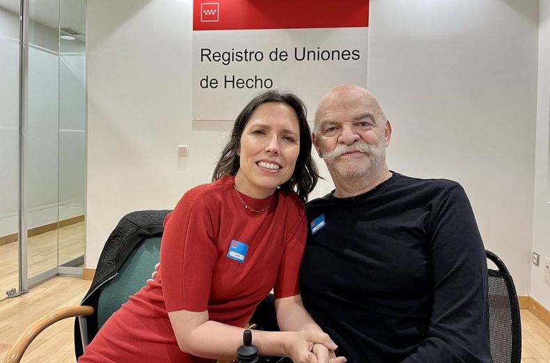 Emotivo mensaje de la esposa de Martín Caparrós, tras revelar que el ...
