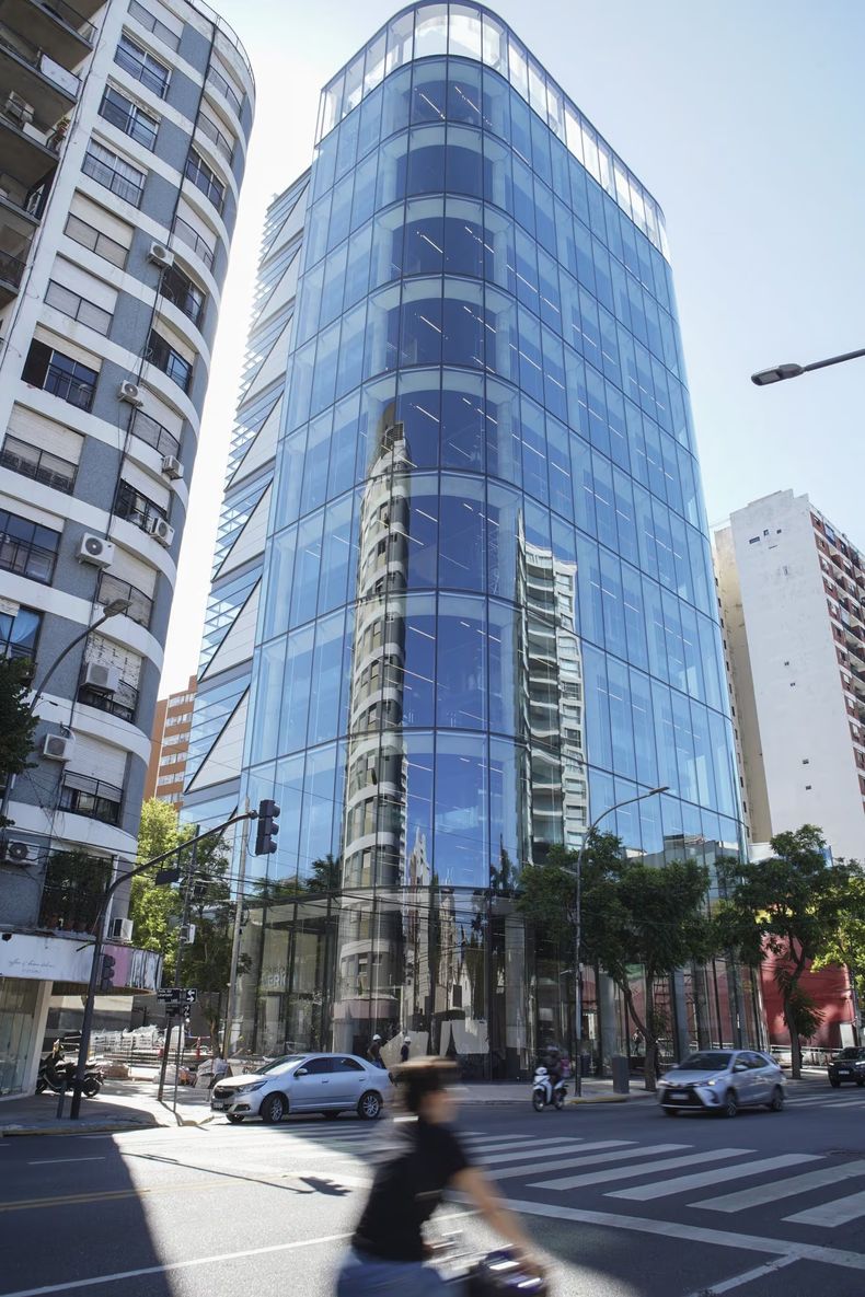 ¿Inspirado en Apple? Cuál es el edificio de Vicente López que tiene relación con la arquitectura ...