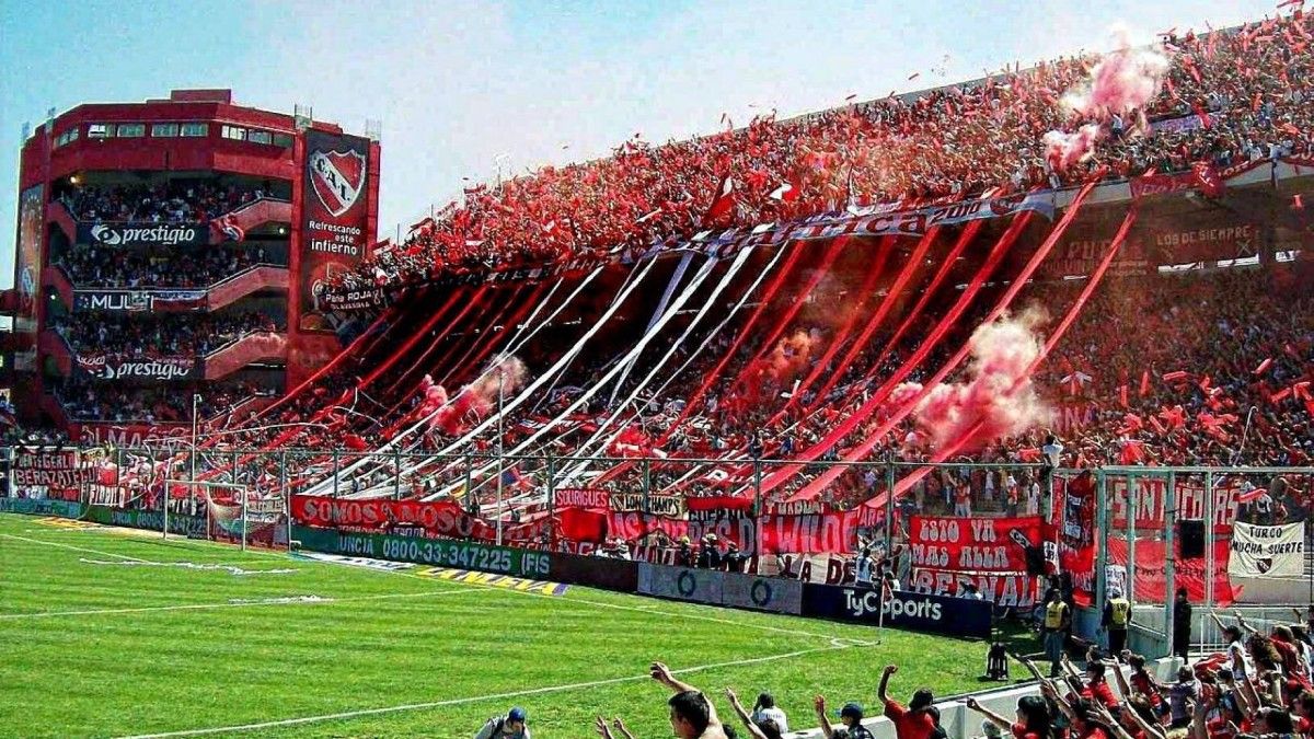 Tras la renuncia de Zielinski, los hinchas de Independiente ya eligieron a su reemplazante