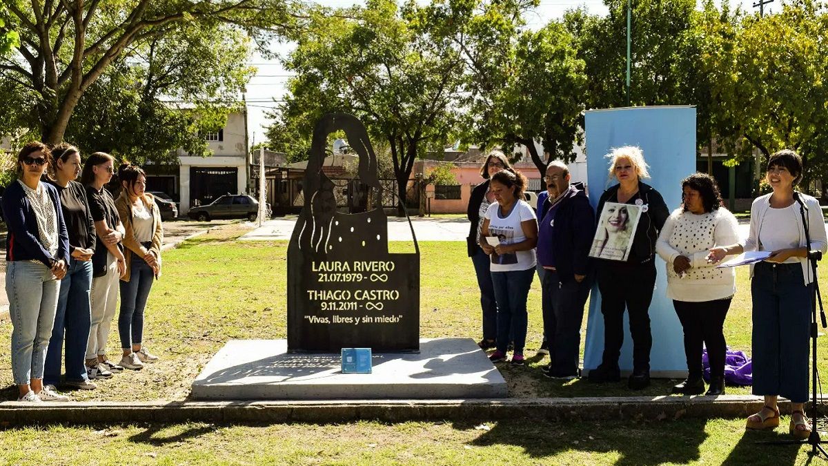 Lomas de Zamora: señalizaron una plaza en memoria de Laura Rivero ...