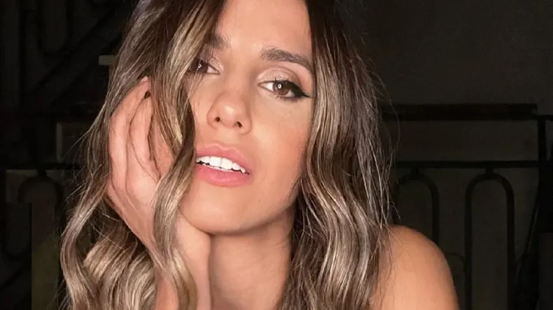 Cinthia Fernández sigue apostando por el Barbiecore y se lució con una ...
