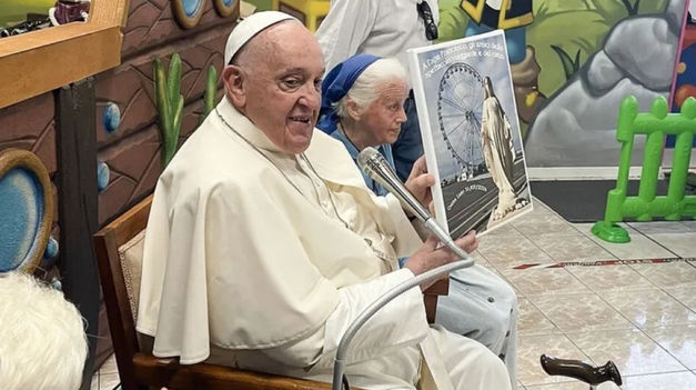 Muerte del papa Francisco: C5N junto a Genevieve Jeaninngros, la monja ...