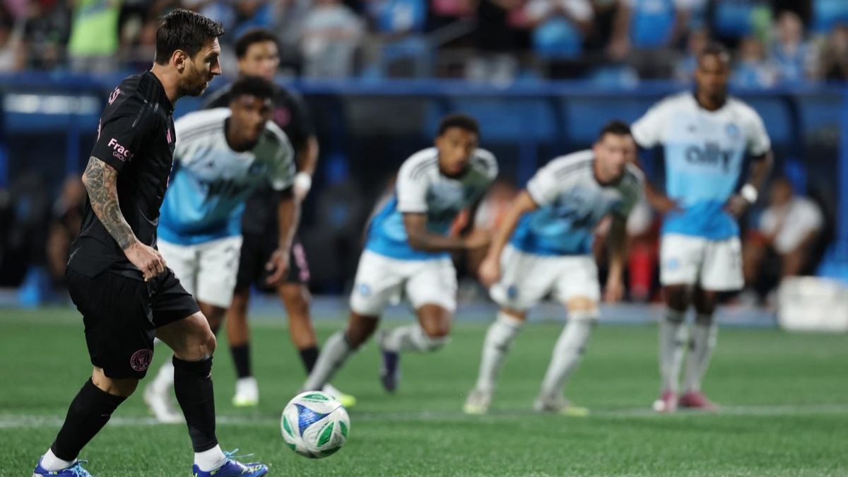 Lionel Messi y una noche para el olvido: erró un penal y su Inter Miami ...