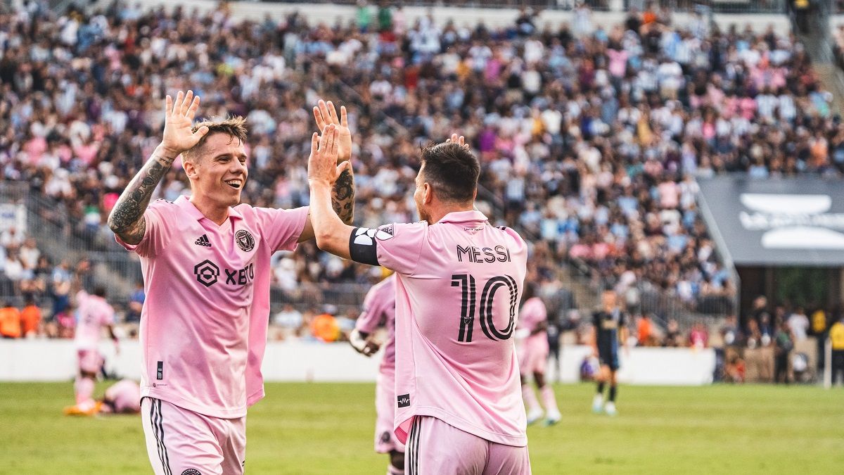 Video: el golazo de Messi desde afuera del área para Inter Miami en la ...