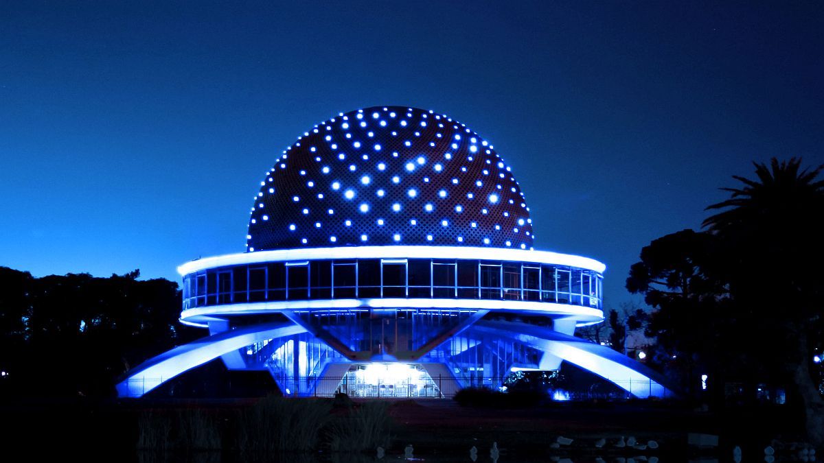 El Planetario presenta un show astronómico inmersivo e inclusivo