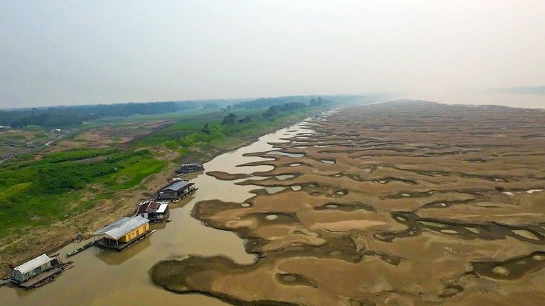 Preocupación por la sequía del río Amazonas: descendió a su nivel más ...