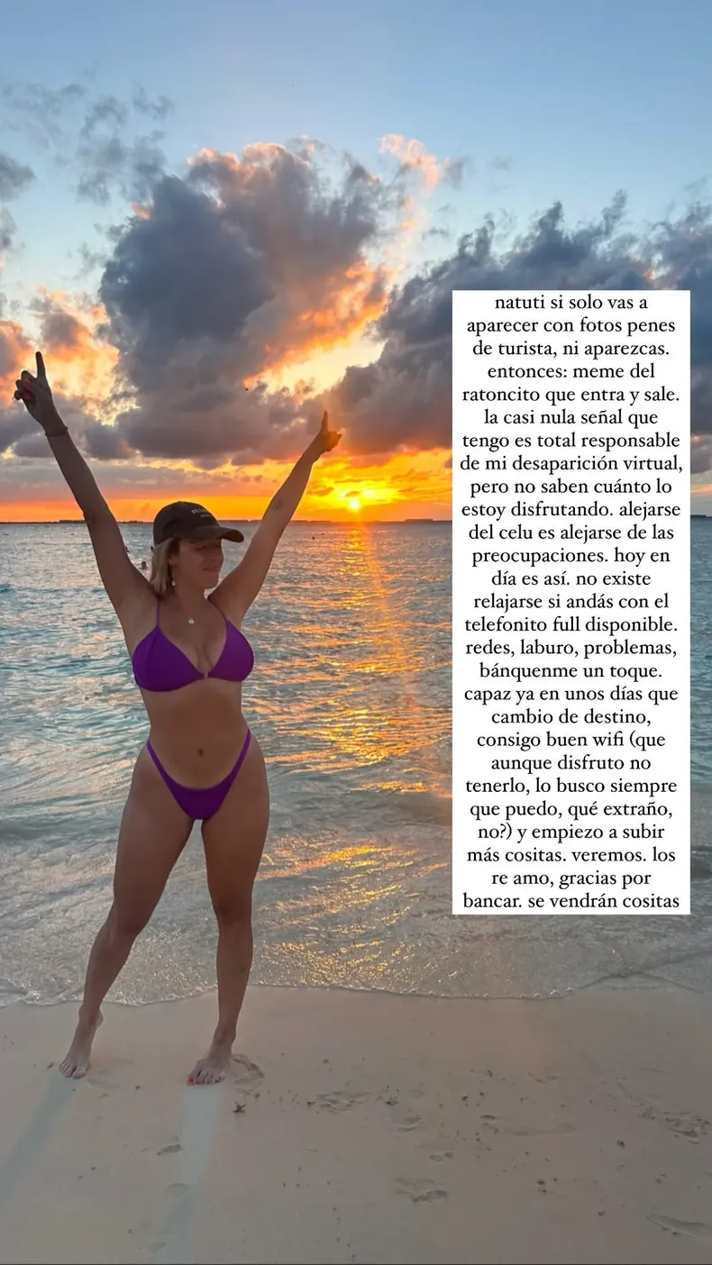 Nati Jota lució una microbikini violeta durante sus vacaciones en México