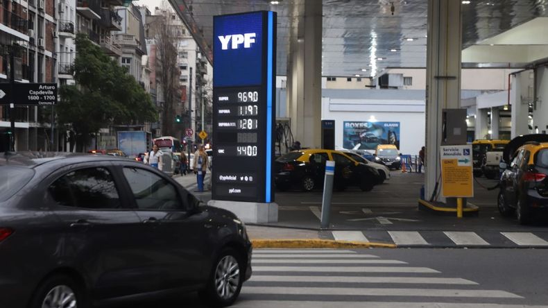 YPF aumentará el precio de sus combustibles la próxima semana