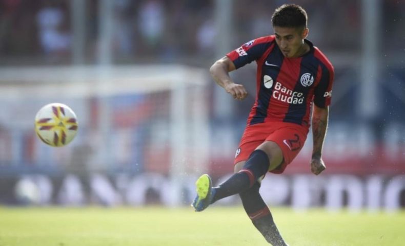 Racing sumó su quinto refuerzo: el lateral izquierdo Gabriel Rojas