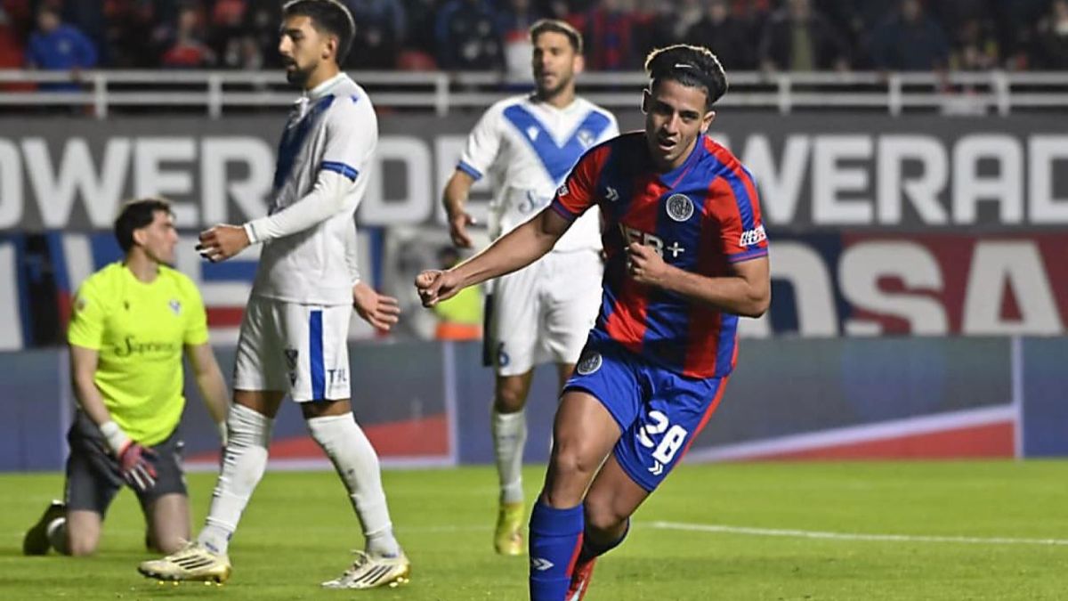San Lorenzo metió un triunfazo ante Vélez por 1-0 y es líder de la Zona B