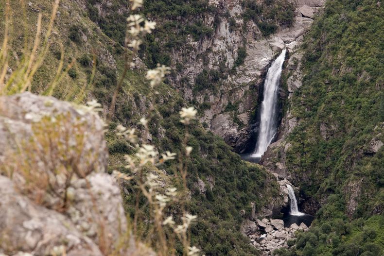 Turismo en Córdoba: la imponente quebrada para sentarse y contemplar la ...