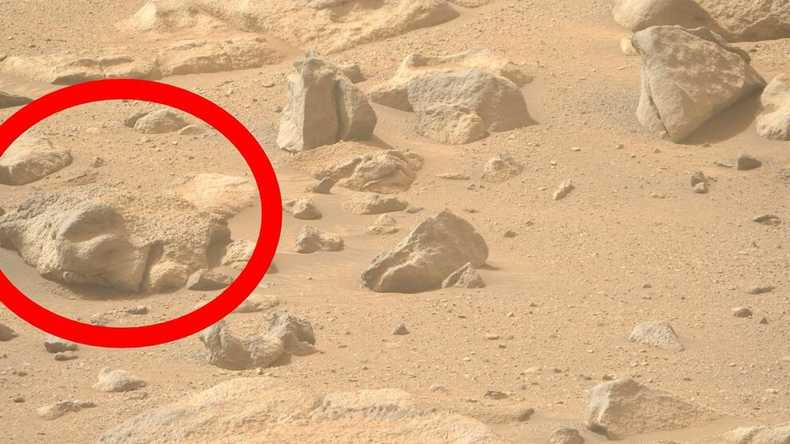 La NASA encontró una roca con forma de rostro humano en Marte: ¿de qué ...