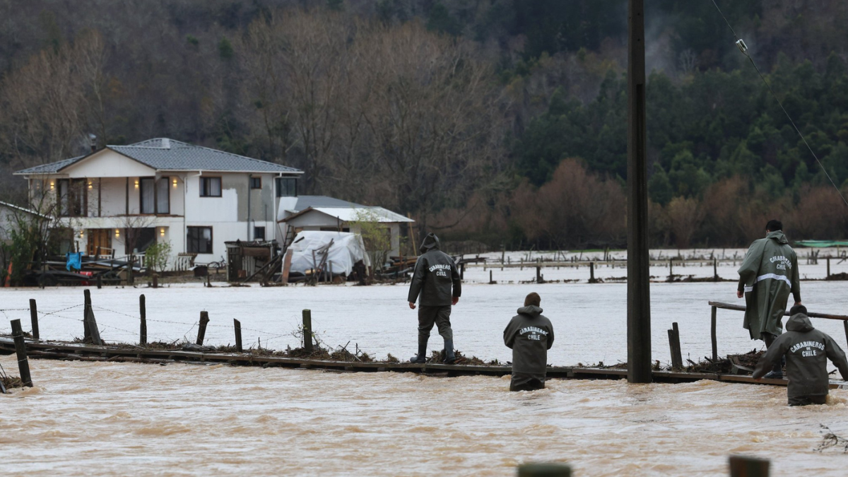 Las inundaciones no dan tregua en el sur de Chile: casi un millón de personas afectadas