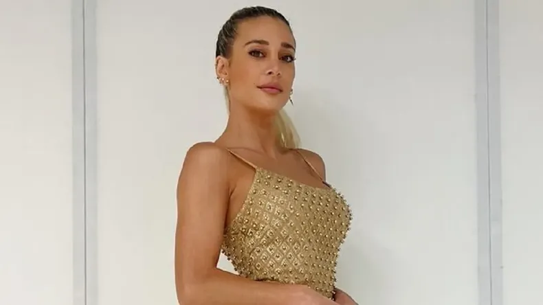 Sol Pérez lució una microbikini negra con colores flúor que son tendencia del verano