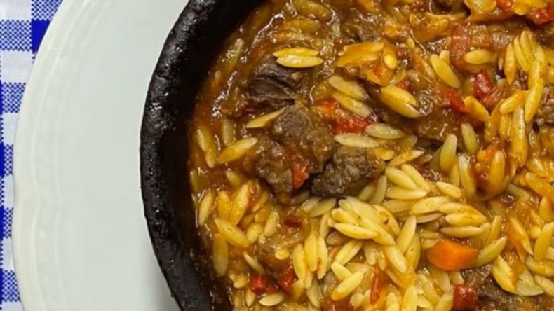 El bodegón barato de Buenos Aires que hace comida griega deliciosa