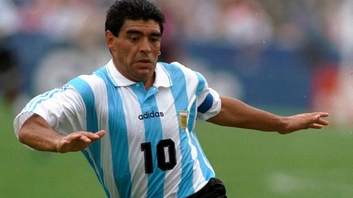 Maradona, firme contra Claudia Villafañe por sus camisetas: Siguen sin ...