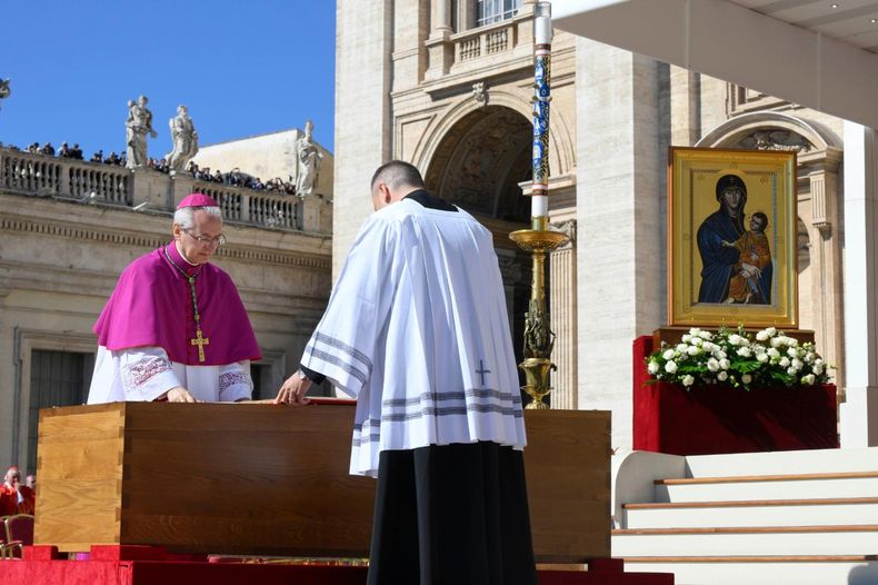 Las mejores fotos del funeral del papa Francisco en el Vaticano