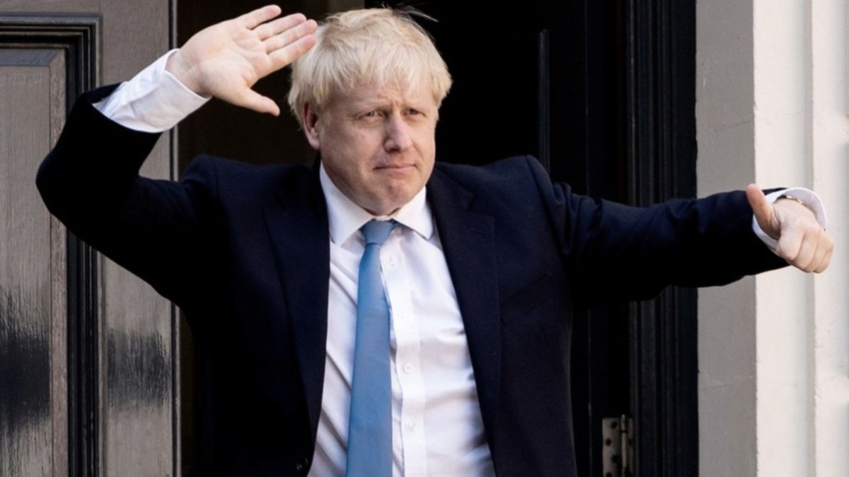 Boris Johnson busca salvar su gobierno con una serie de medidas demagógicas