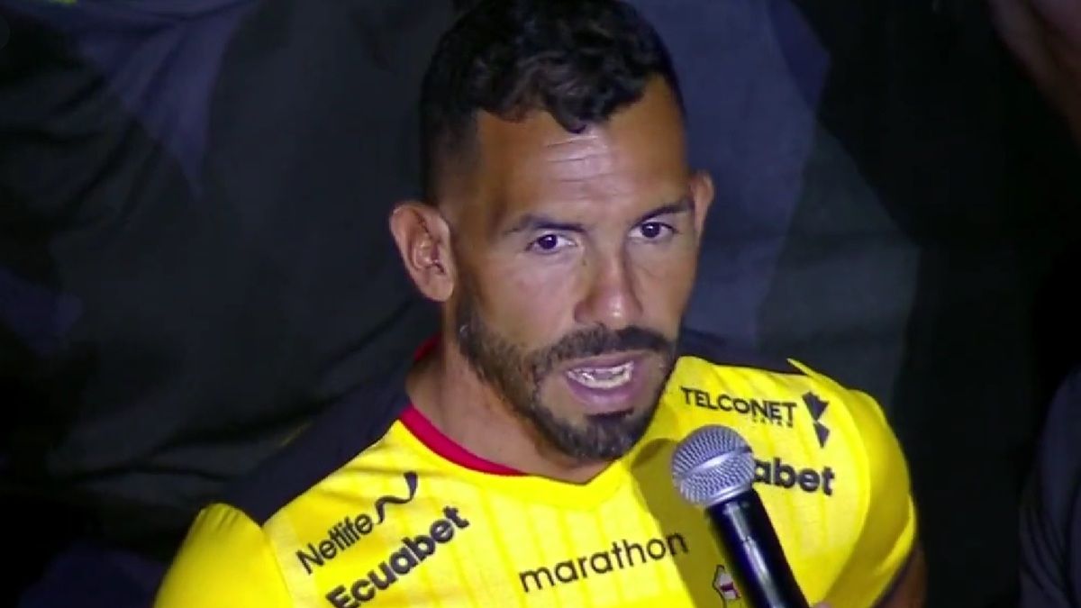 ¡Volvió una noche! Tevez hizo delirar a los hinchas ecuatorianos