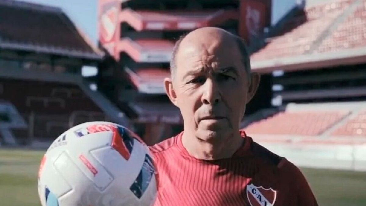 El estadio de Independiente llevará el nombre Ricardo Bochini
