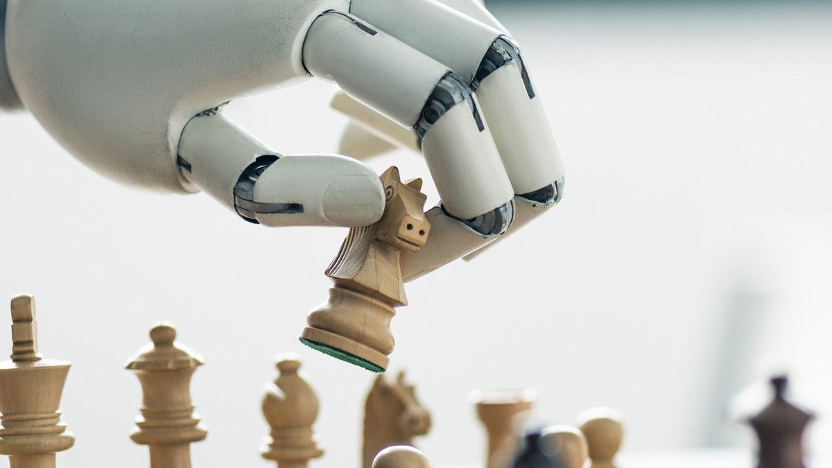 Impactante video: un robot le quebró un dedo a un niño