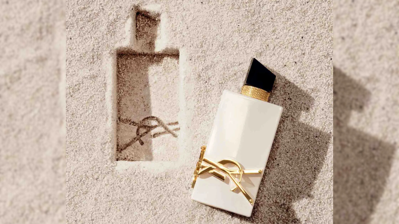 Este es el perfume favorito de Dua Lipa: cuánto sale en Argentina