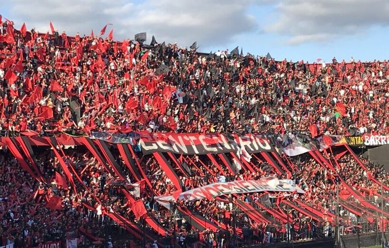 Se suicidó un hincha de Colón tras el descenso de su equipo