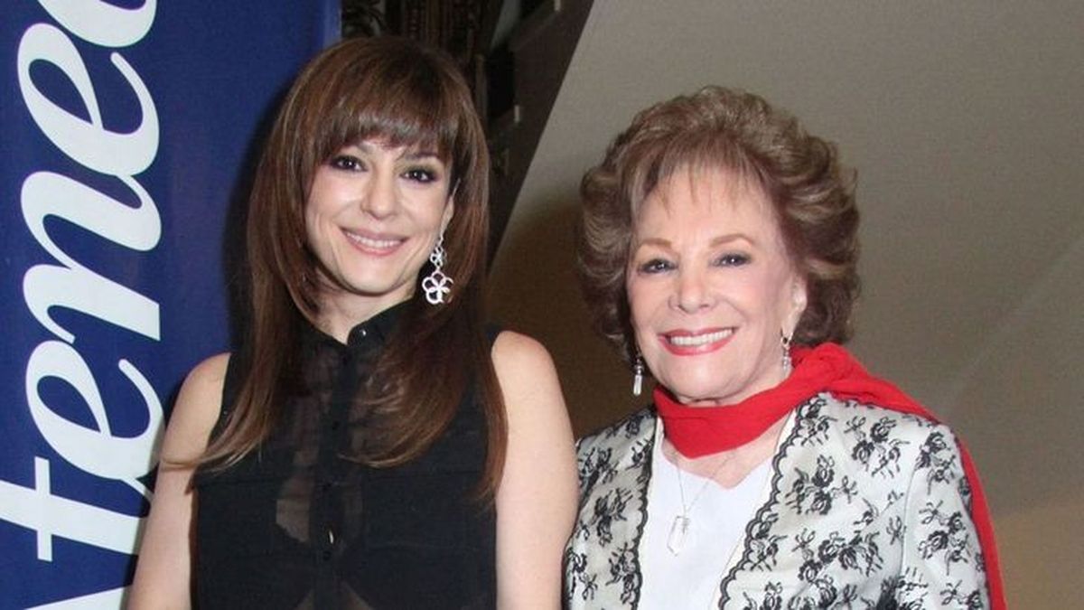 Carolina Papaleo reveló que se comunica con el fantasma de su mamá