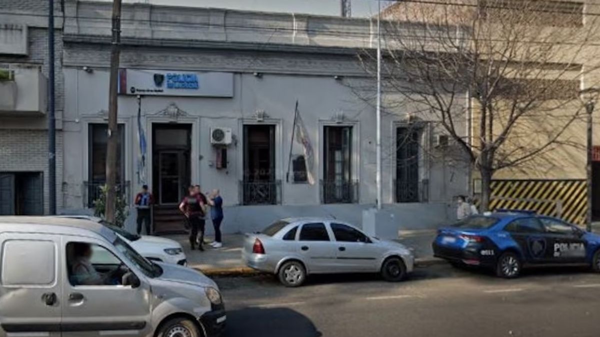 Buscan a cuatro detenidos que se fugaron de una comisaría porteña