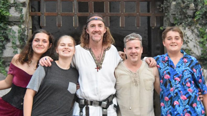 Con ahorros y prudencia, alcanzó a ser millonario e invirtió en un ...