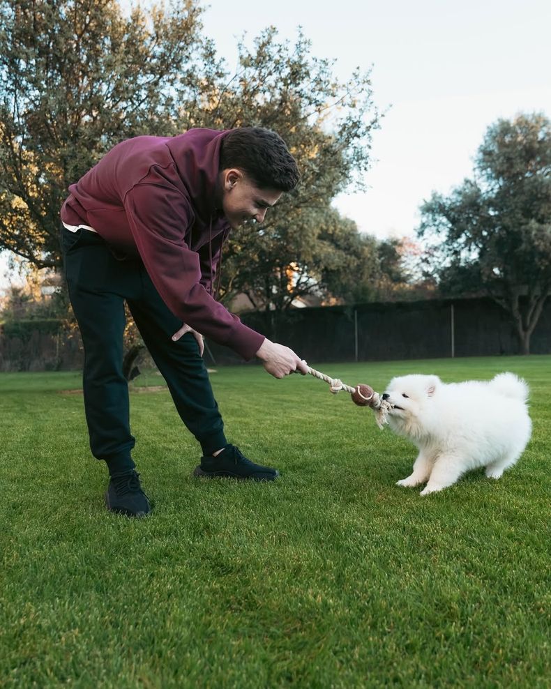 Emilia Ferraro y Julián Álvarez mostraron a su nuevo integrante de la ...
