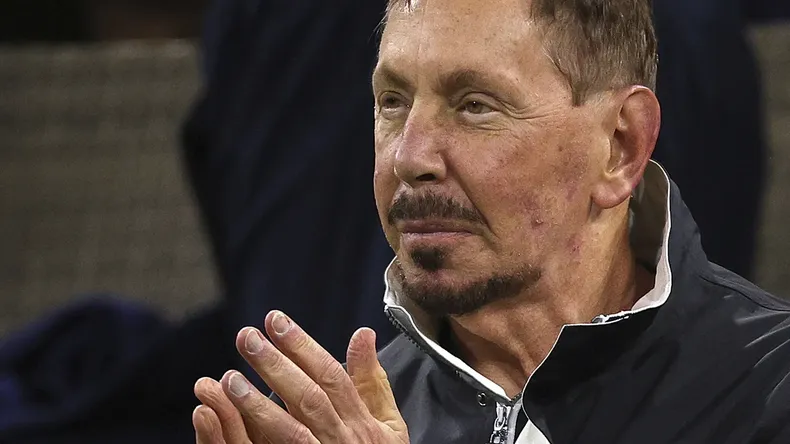 Cuál es la historia de Larry Ellison, el millonario que superó a Bill ...