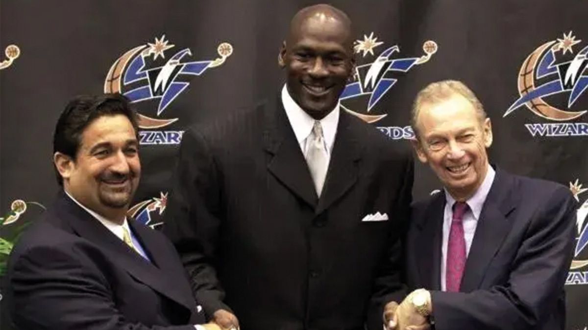 Michael Jordan, el primer deportista en llegar al Top 400 de ...