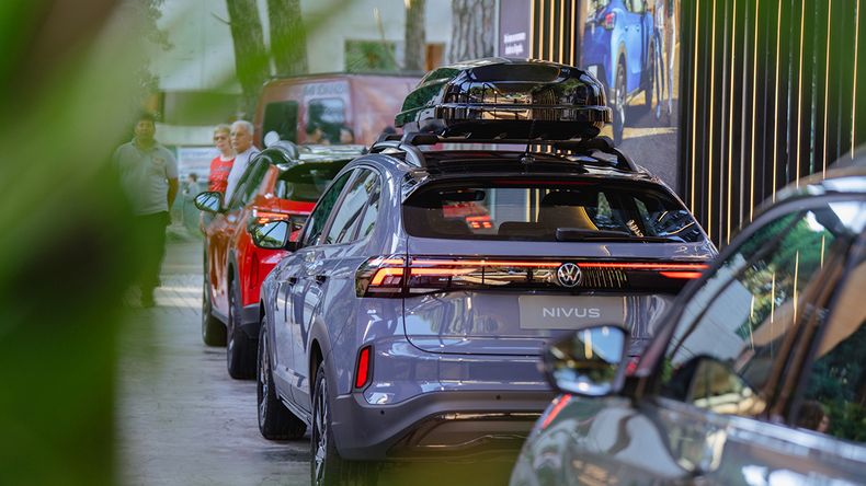 Volkswagen marca agenda en Cariló con Tera, Taos y el retorno de Golf GTi