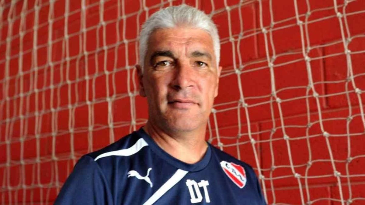 Omar De Felippe rechazó ser técnico de Independiente